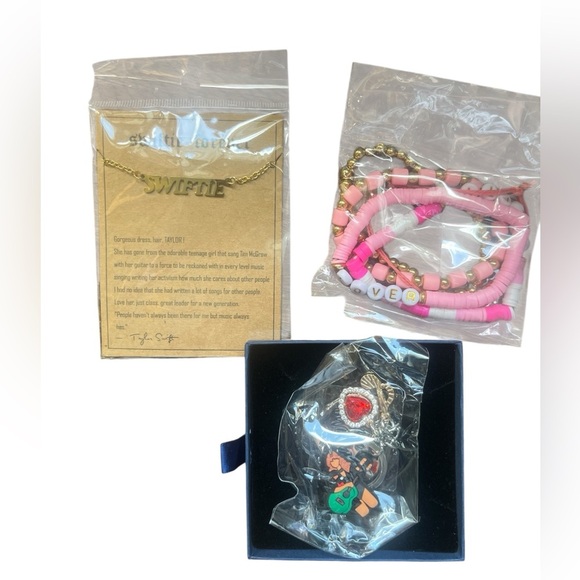 Taylor Swift | Accessories | Taylor Swift Bundles | Poshmark